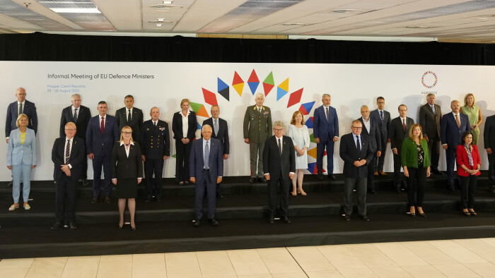 EU defence ministers discuss security measures in Prague - - STVR